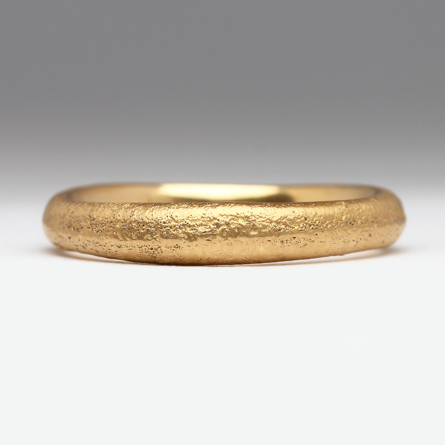Heirloom 22ct Yellow Gold Sandcast Wedding Rings – Justin Duance